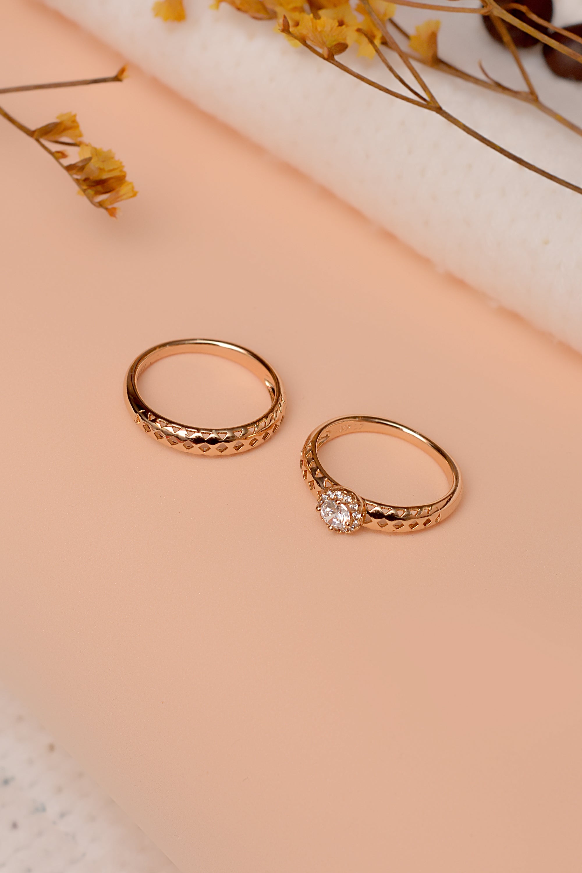 Daily Wear Golden Ring – Anzay Jewellery
